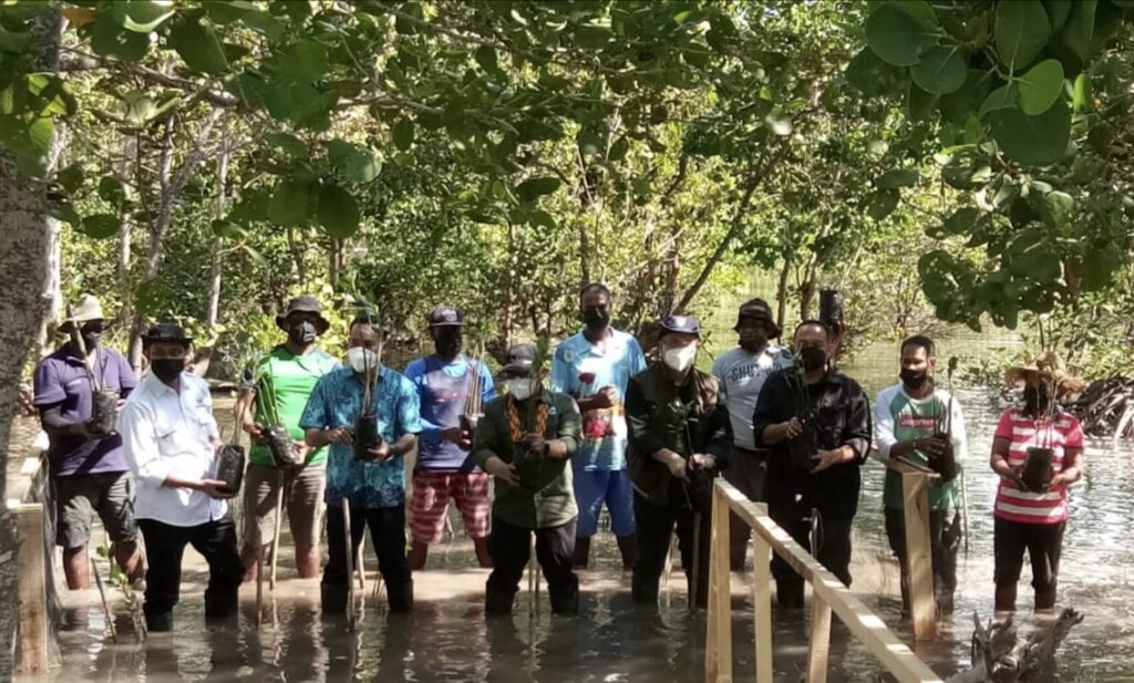 Wamen LHK Harap SOPAN Manokwari Jadi Kawasan Wisata Mangrove ...